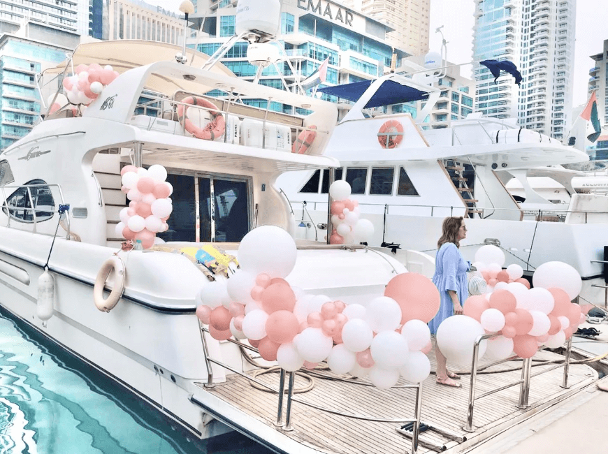 Yacht Decor | Yacht Balloon Decor in Dubai For Parties - Hafla UAE ...