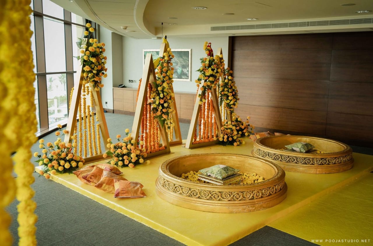 Decor-vertical - Hafla